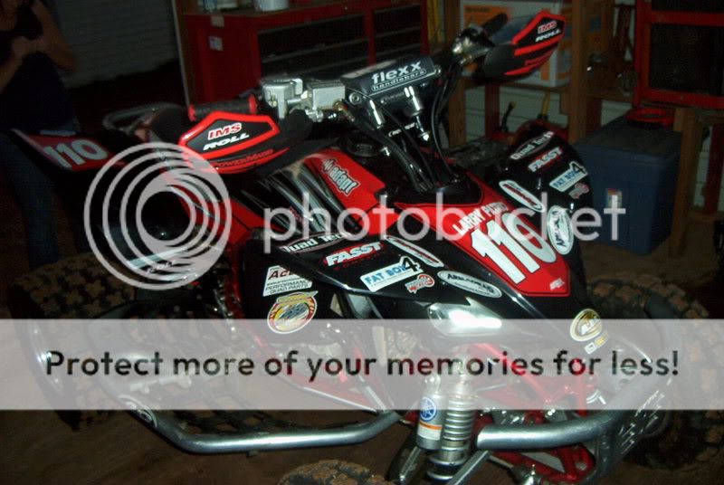 What Color Frame With Black Lakers And Red Akraix | YFZ Central