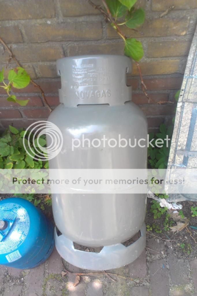 Grijze gasfles nog gebruiken of niet? - caravan-forum.nl