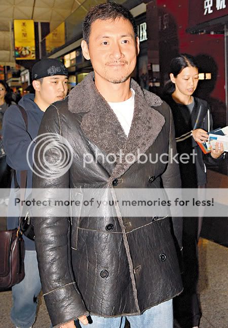 Jacky Cheung left HK for Las Vegas with his family | Reika no rakuen
