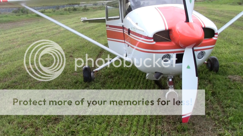 Soft field Landing in swamp/mud, Costa Rica - Backcountry Pilot
