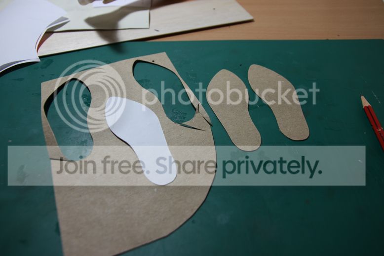 That Venitu - Making Doll Sandals (PART 1)